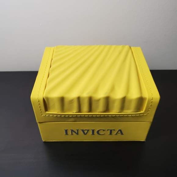 Invicta | Accessories | Invicta Watch Box | Poshmark